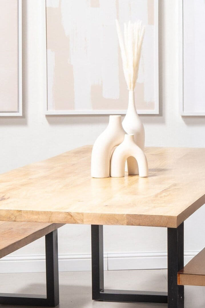 Ceramic Leg Off White Vases with Contemporary Minimal Style – Homekode