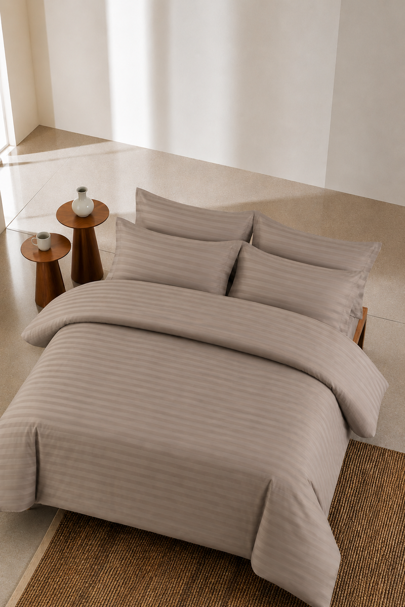 Elvarno Brownish Grey Bed Sheet Duvet Cover and Pillow Cases Set – Homekode