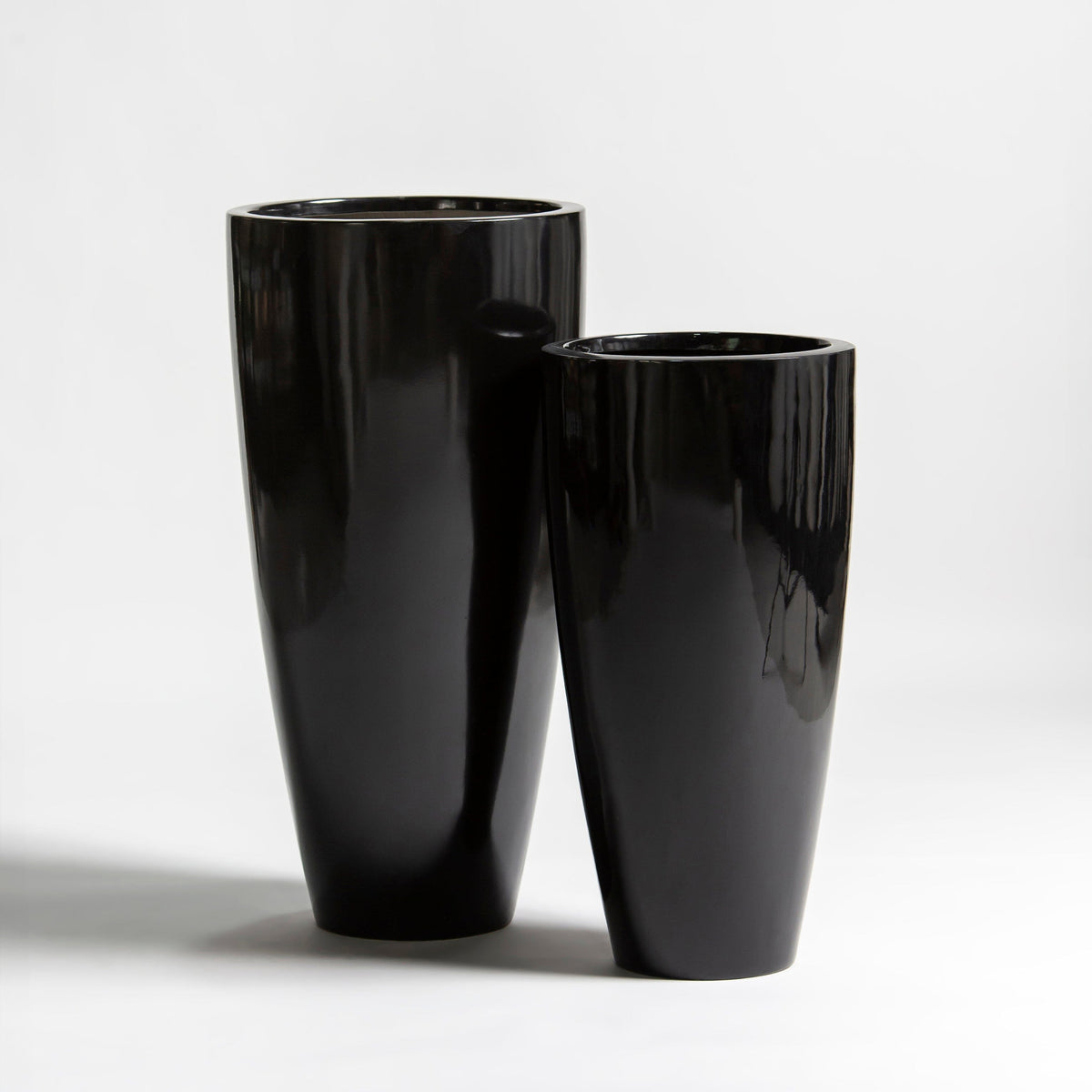 Obsidian Fiber Glass Pot – Homekode