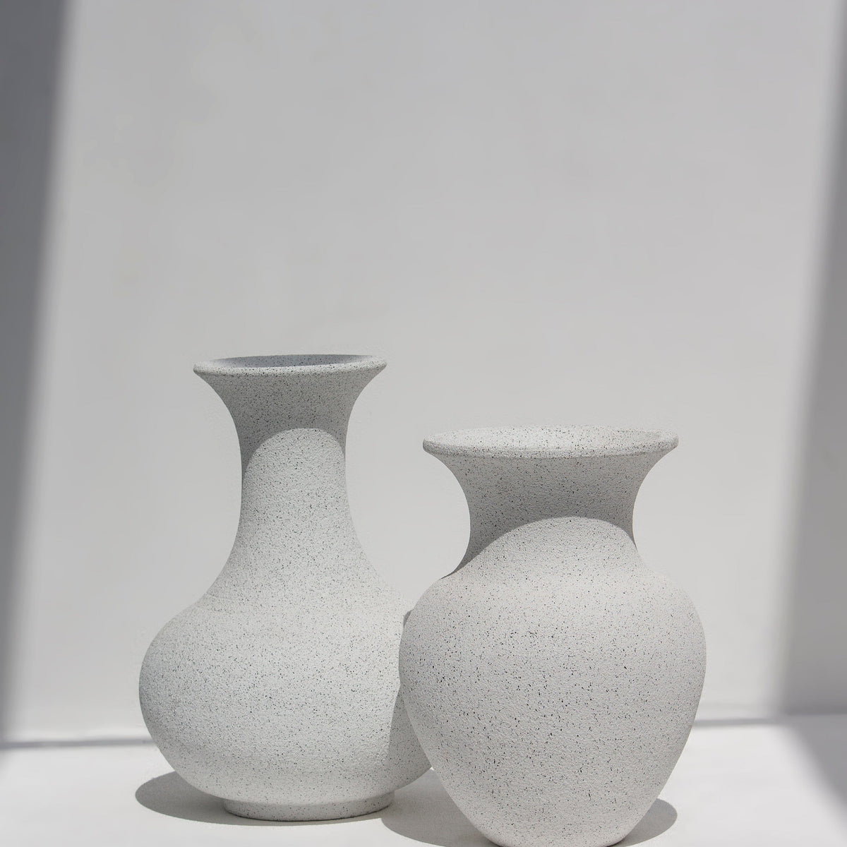 Serenity Sphere Fiber Vase – Modern Organic Decorative Accent – Homekode