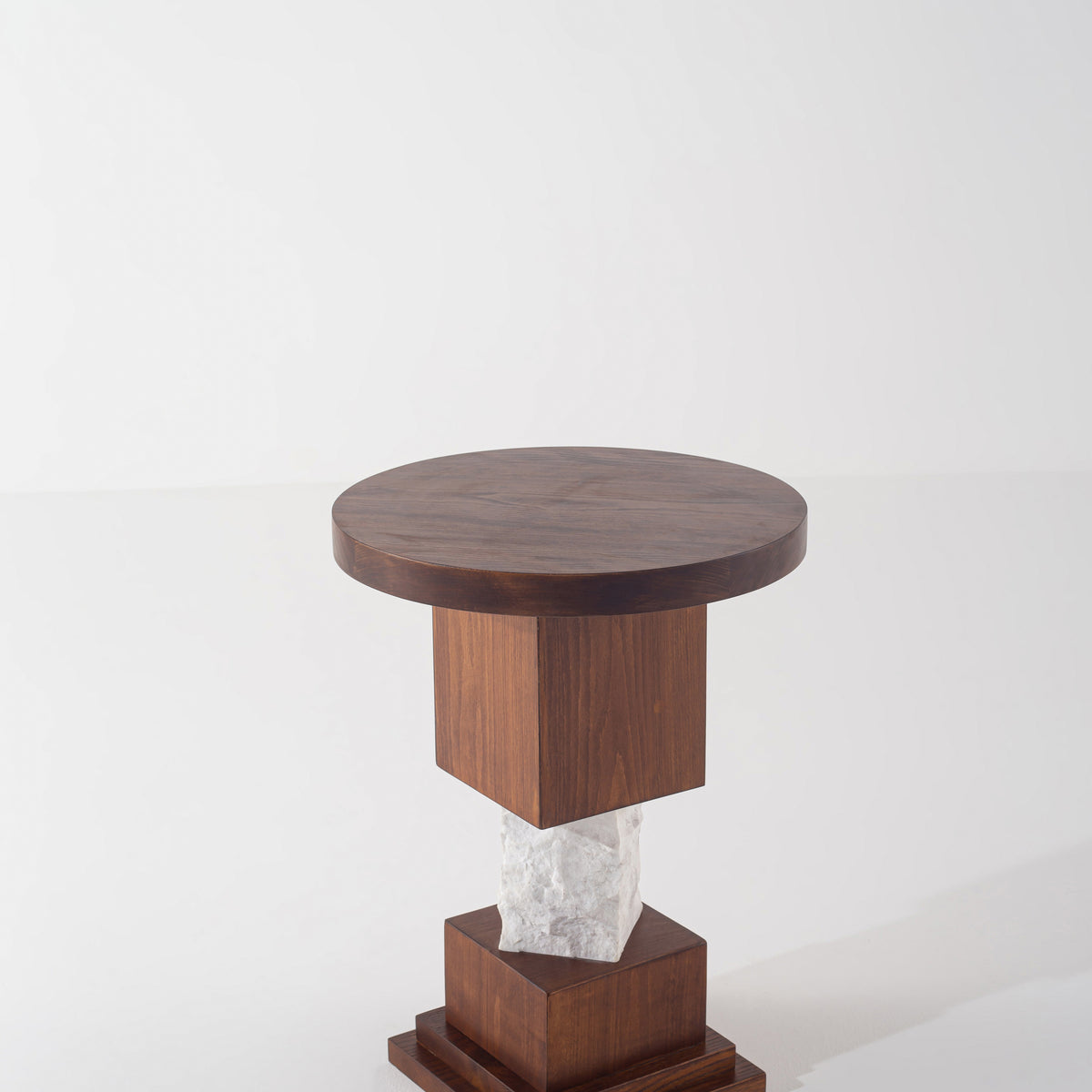 Bellamy Round Wood Side Table with Sculptural Geometric Base – Homekode