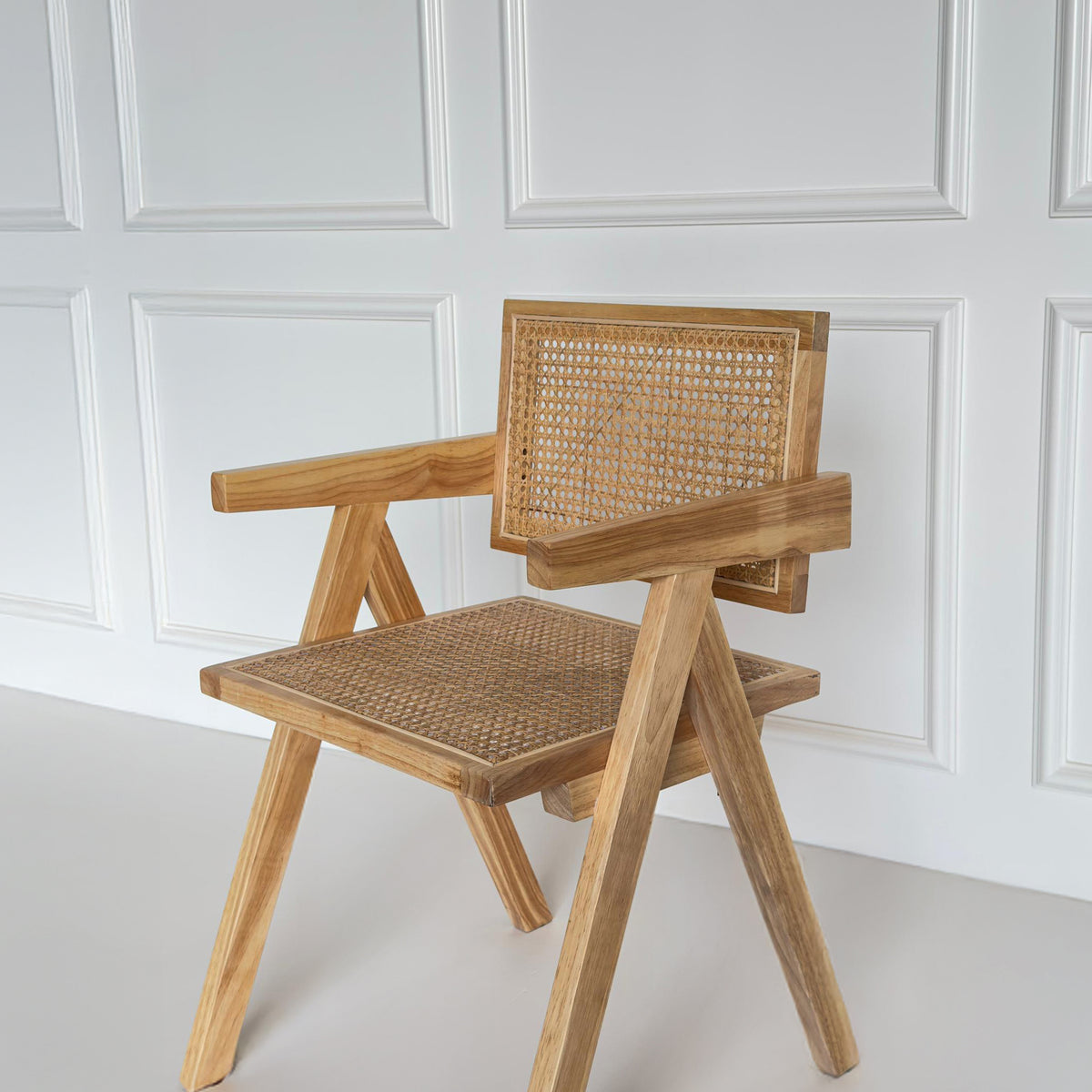 Seda Rattan Dining Chair – Woven Seat for Coastal Contemporary Dining ...